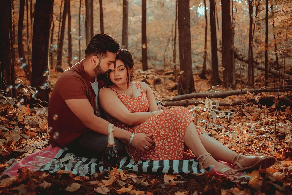 The Ultimate Guide To A Fall Couple Photoshoot You’ll Love